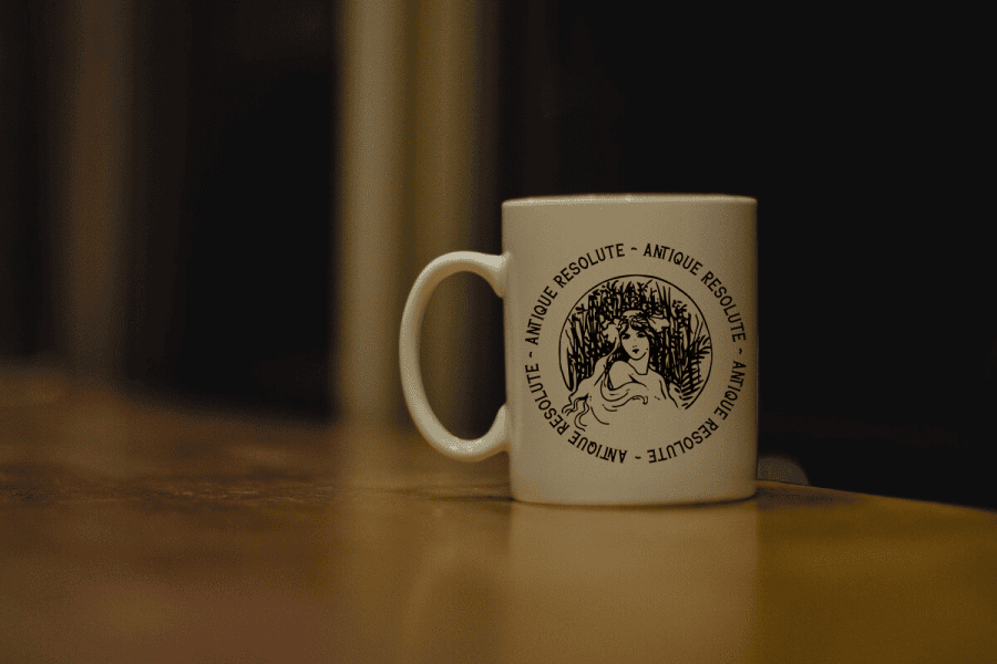 AntiqueResolute Font · 1001 Fonts