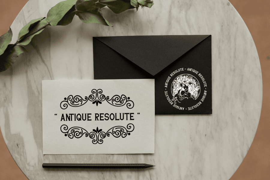 AntiqueResolute Font · 1001 Fonts