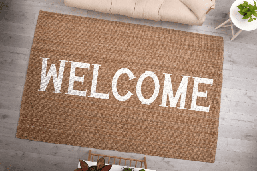 AntiqueResolute Font · 1001 Fonts