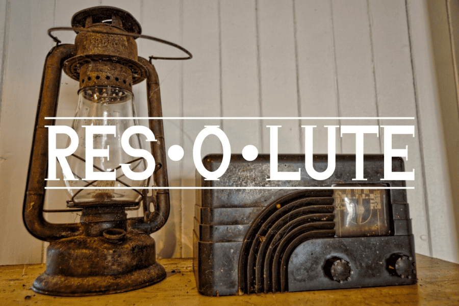 AntiqueResolute Font · 1001 Fonts