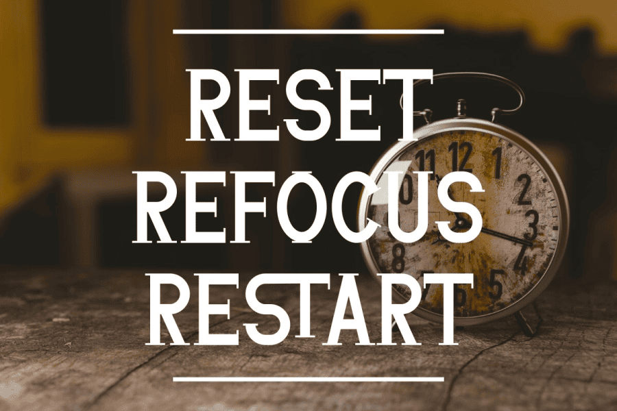 AntiqueResolute Font · 1001 Fonts