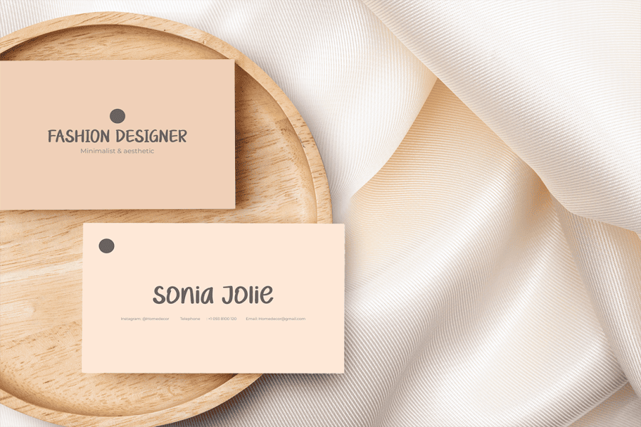 Eliana Font · 1001 Fonts