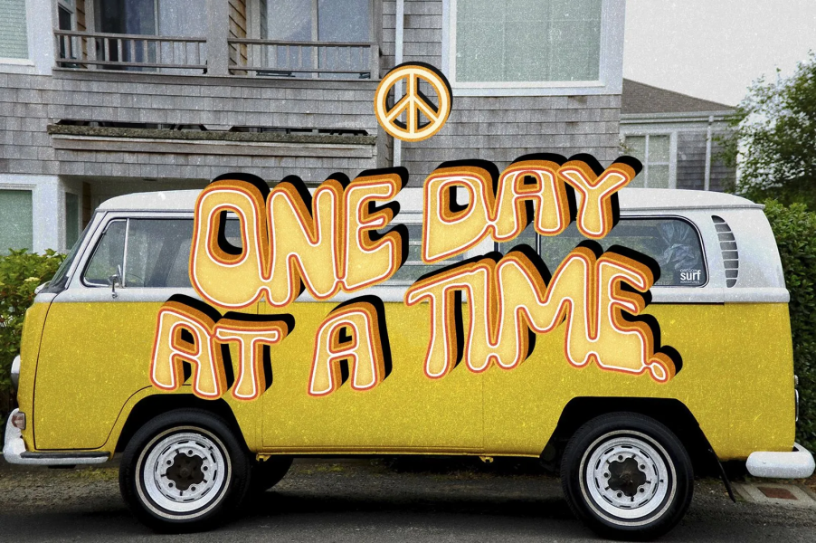 Grovey Font · 1001 Fonts