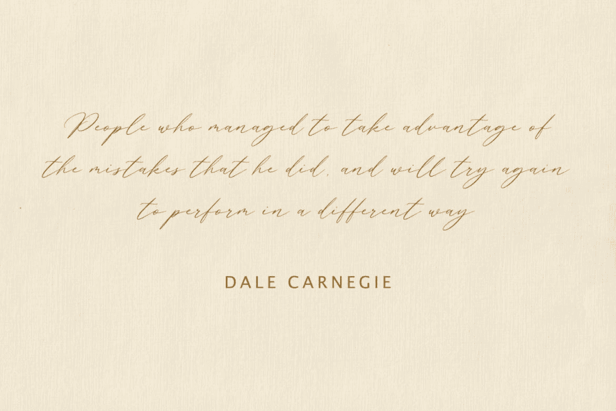 Hellow Script Font · 1001 Fonts