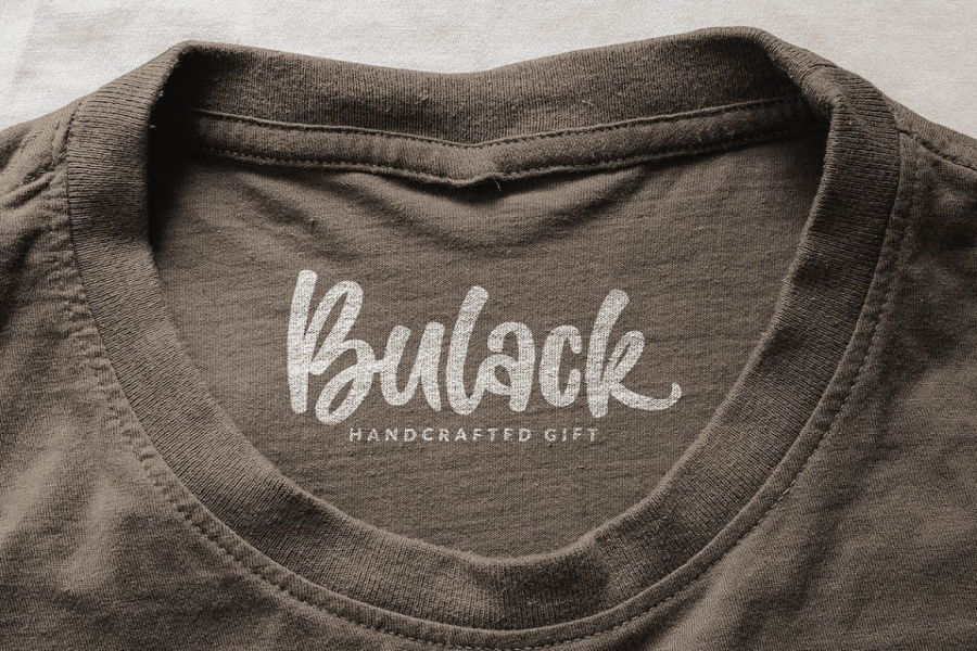 Martina Font · 1001 Fonts