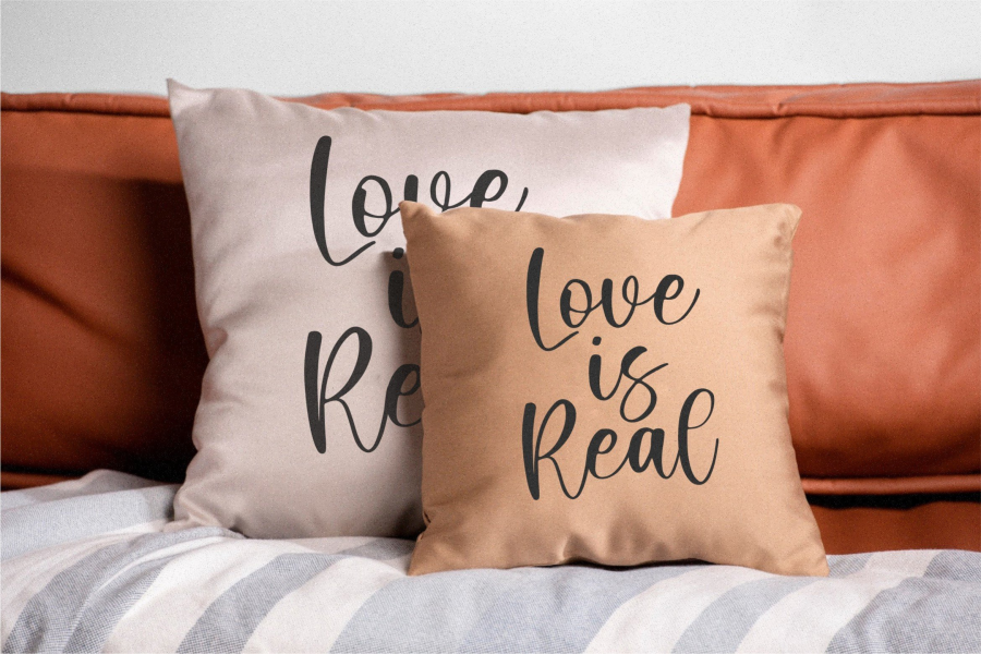 Nathaly Font · 1001 Fonts