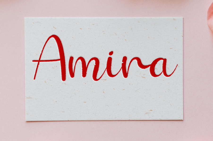 Rosalyn Font · 1001 Fonts