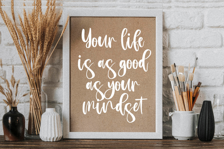 Saturday Morning Font Family · 1001 Fonts