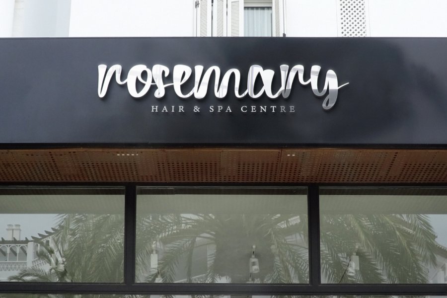 2 Free Nail Salon Fonts · 1001 Fonts