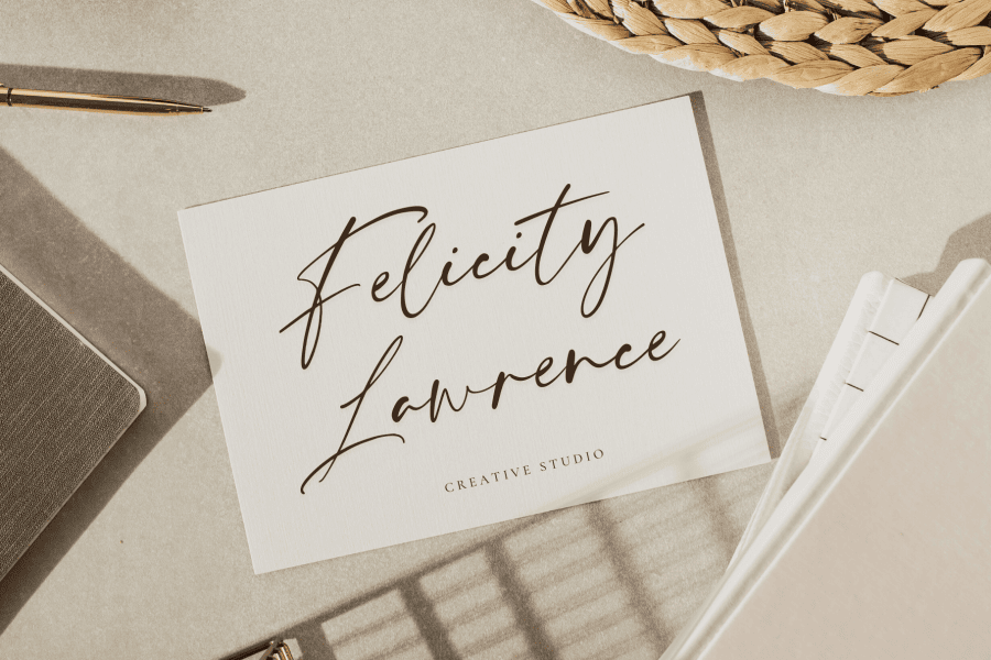 White Palmer Font · 1001 Fonts